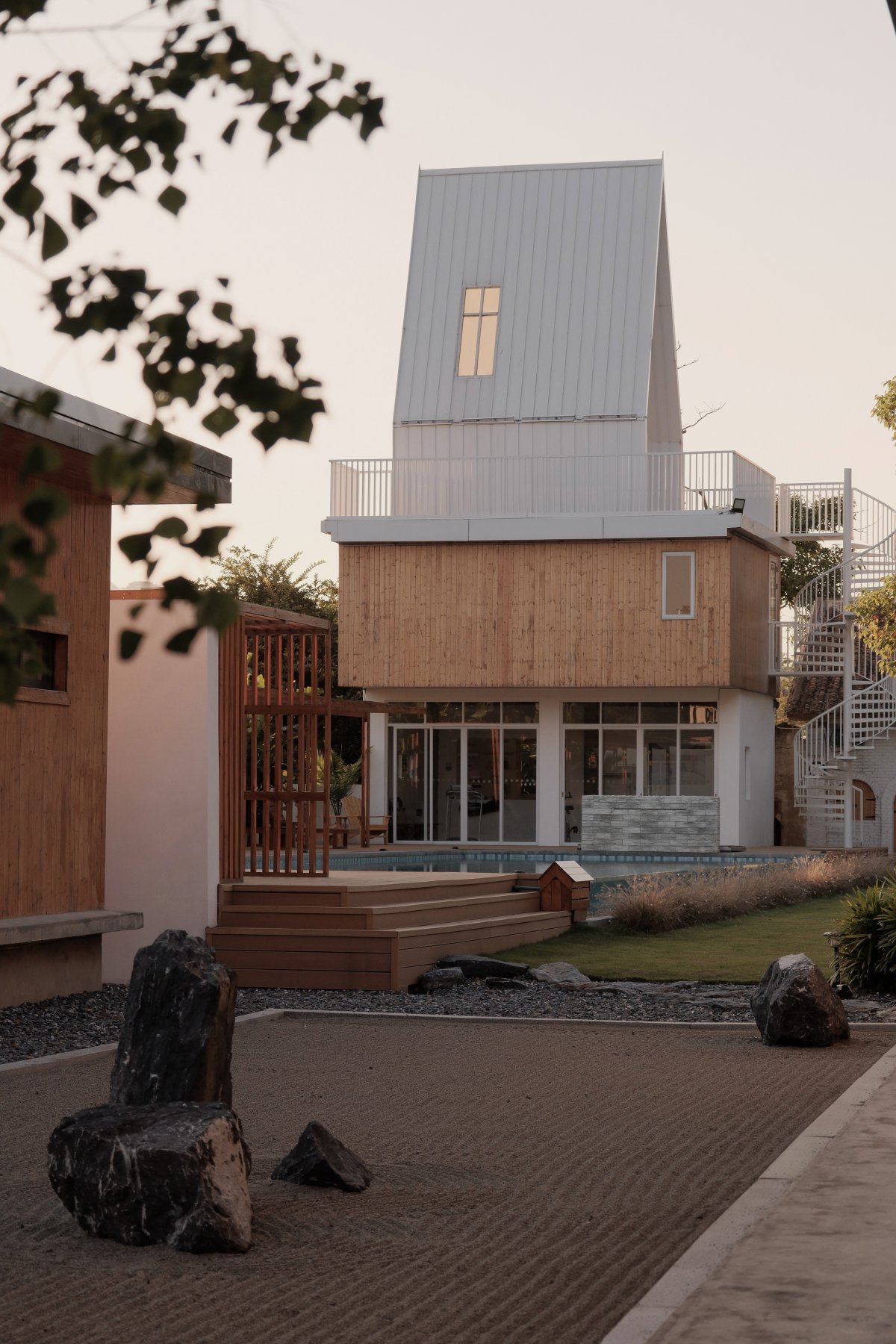 YinjiSpace - Benson Design x The Farm Tour Hotel