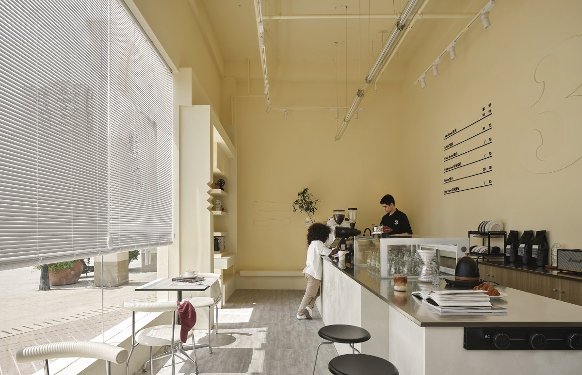 YINJISPACE - Confidant Design x 33 COFFEE