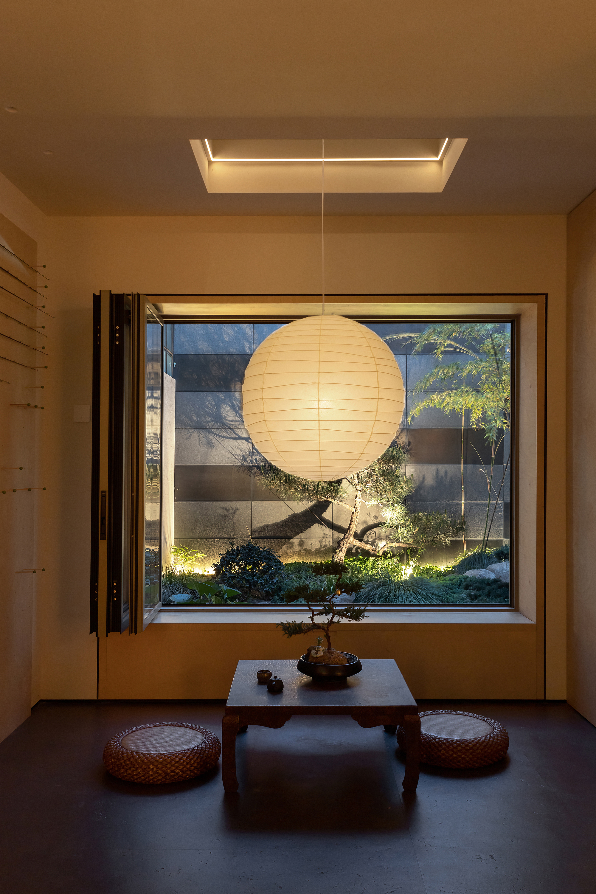 YINJISPACE - Heshi Design x Heshi Design office