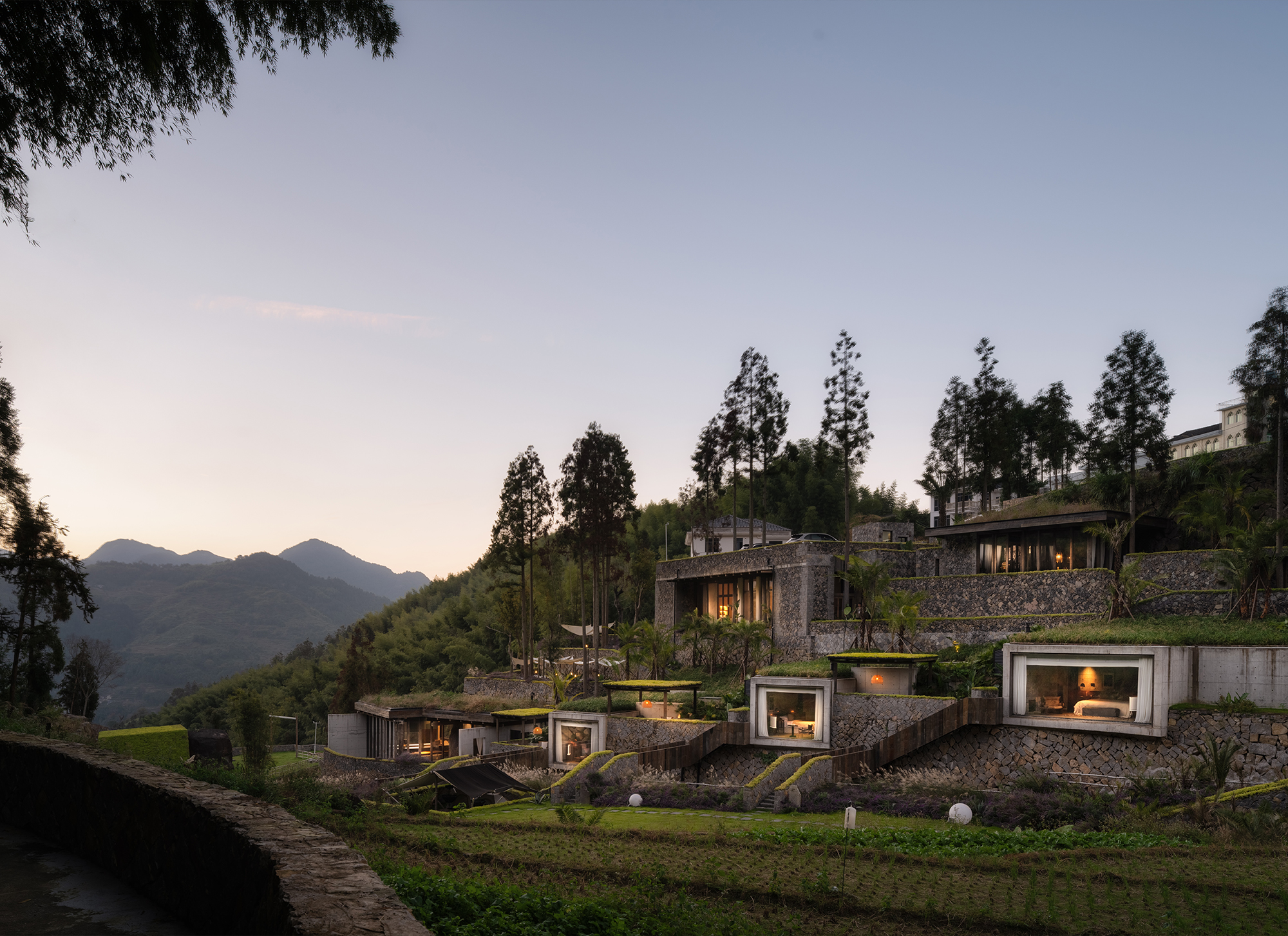 YINJISPACE - Thinking Design x Murka Hotel