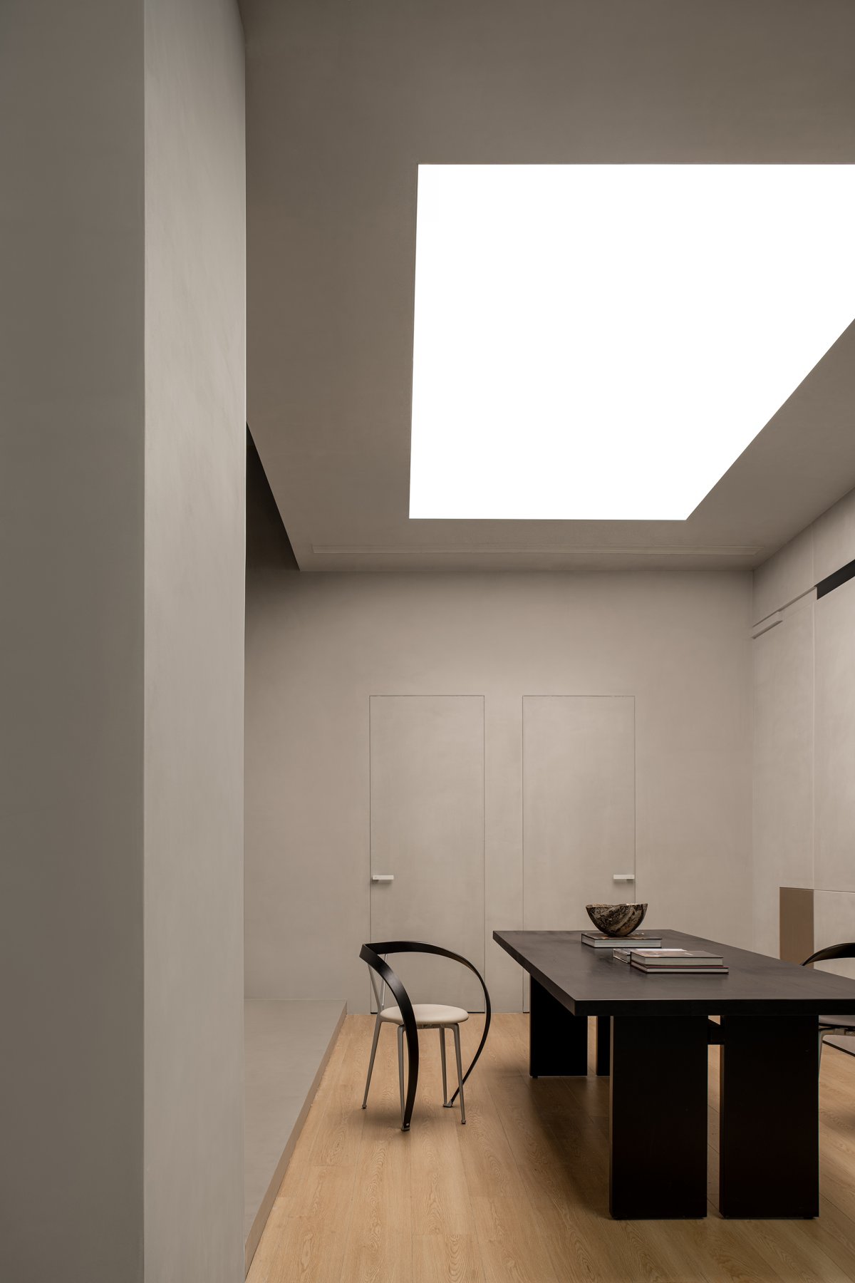 YinjiSpace - Ale x Fema Art Paint Exhibition Hall