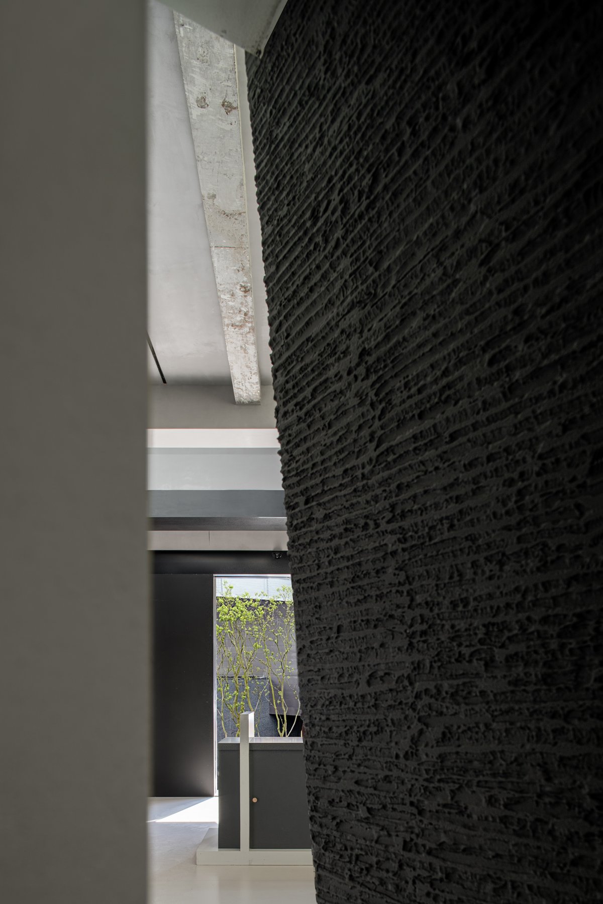 YinjiSpace - Ale x Fema Art Paint Exhibition Hall