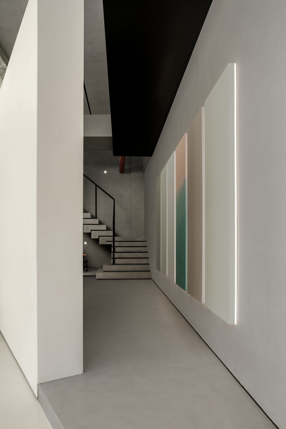 YinjiSpace - Ale x Fema Art Paint Exhibition Hall