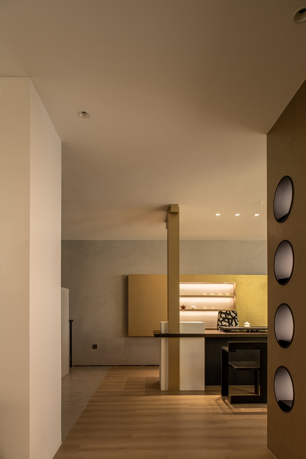 YinjiSpace - Ale x Fema Art Paint Exhibition Hall