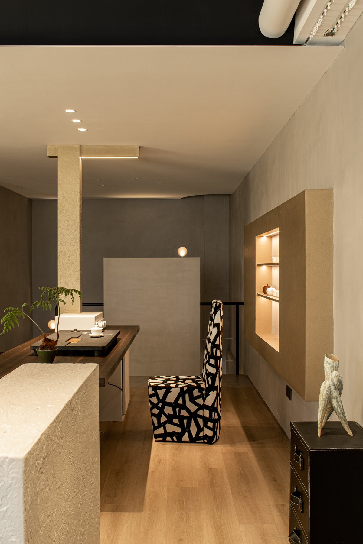 YinjiSpace - Ale x Fema Art Paint Exhibition Hall