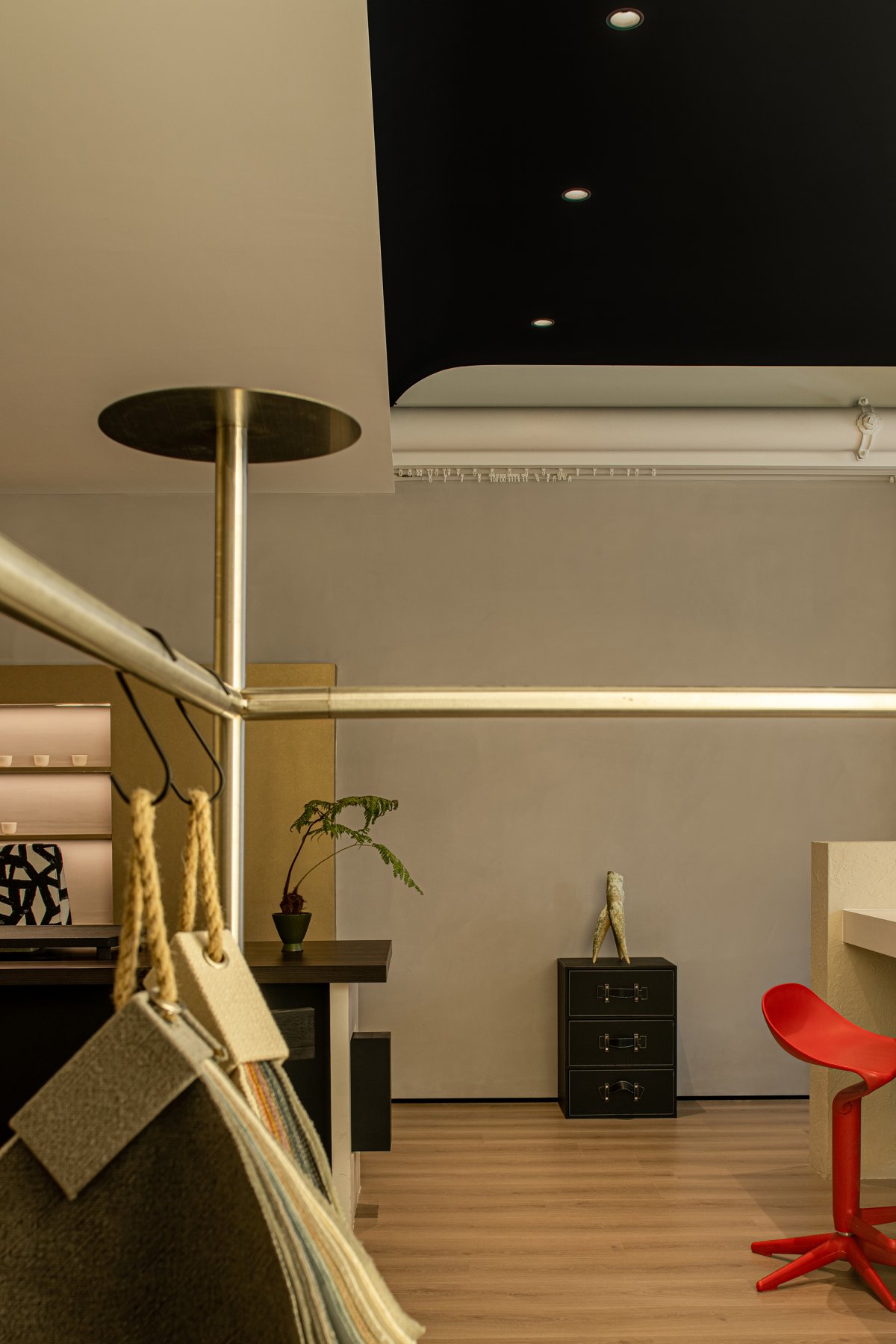 YinjiSpace - Ale x Fema Art Paint Exhibition Hall