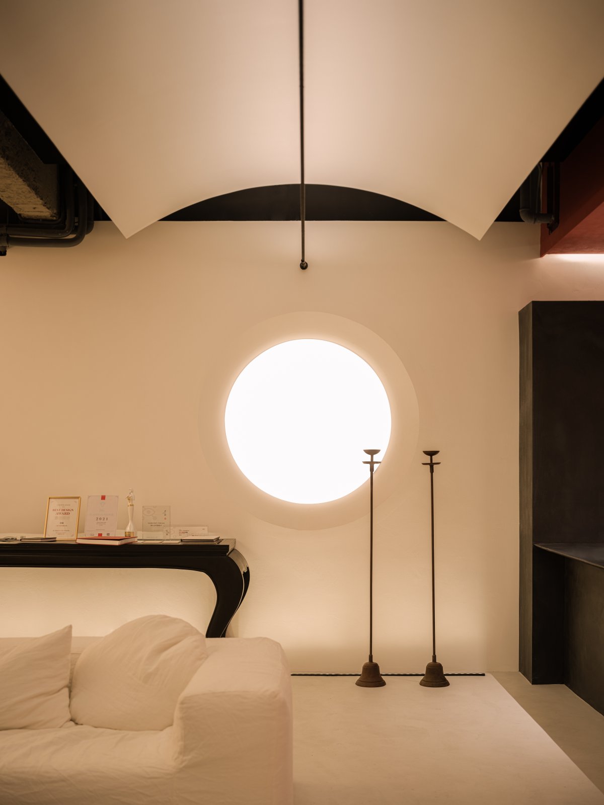 YinjiSpace - YJ Design x A pure land of flowers