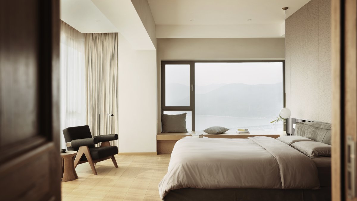 YinjiSpace - Yang Jun x Yinxing Hui