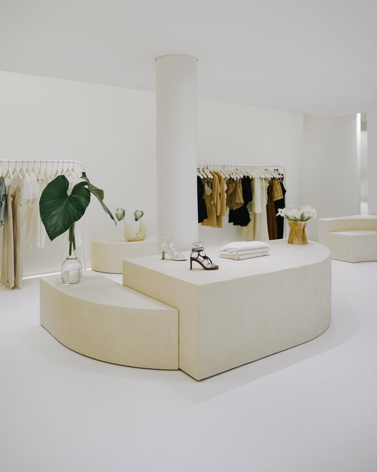 YINJISPACE - Aruliden x Jonathan Simkhai Store