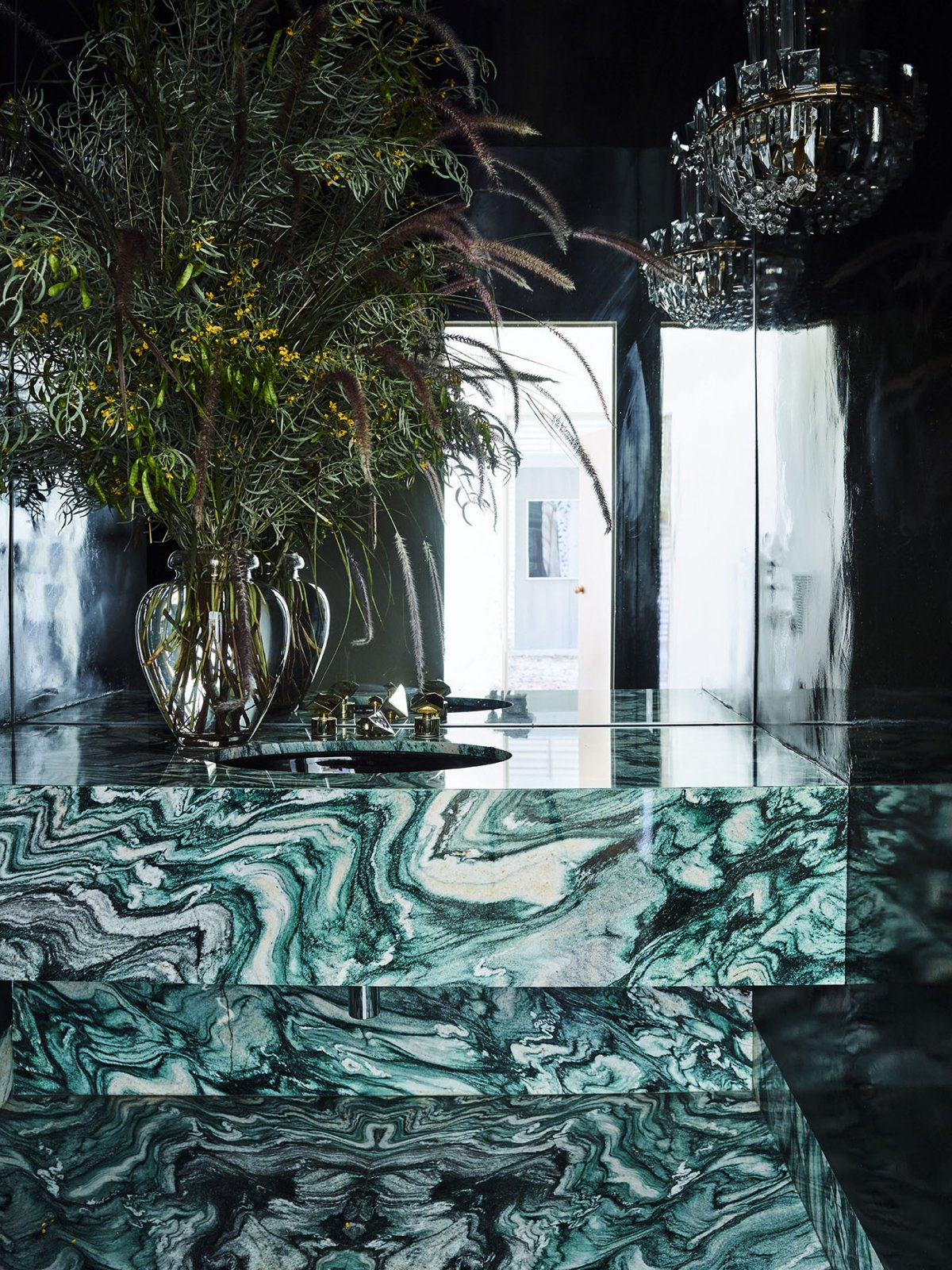 YinjiSpace - Marmol Radziner x Rancho Mirage