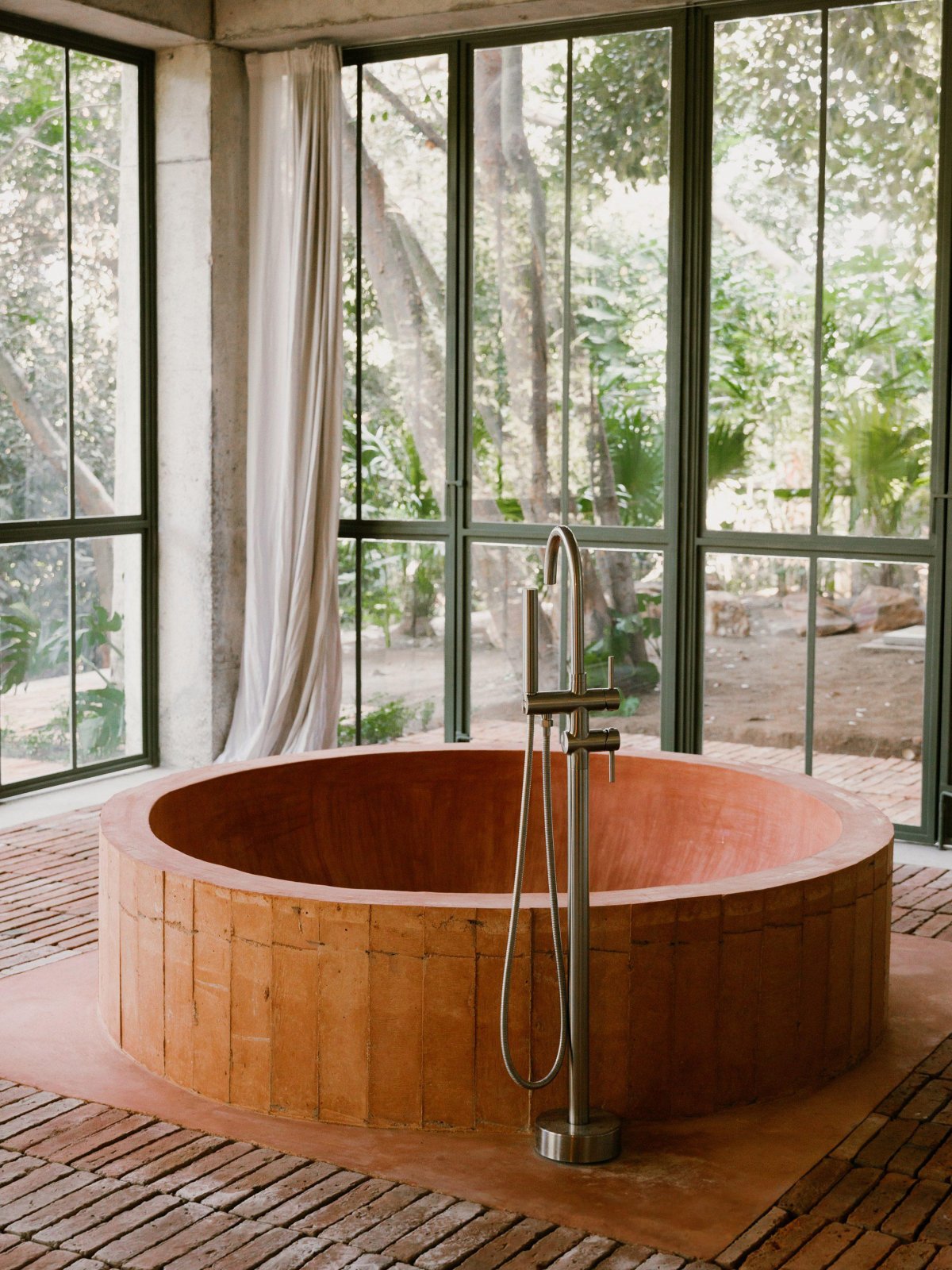 YINJISPACE - Studio Hybrid x NICO Loma Alta