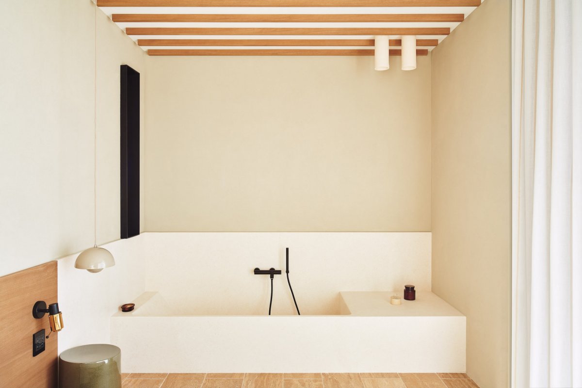 YinjiSpace - LA.M x lioni alma mason