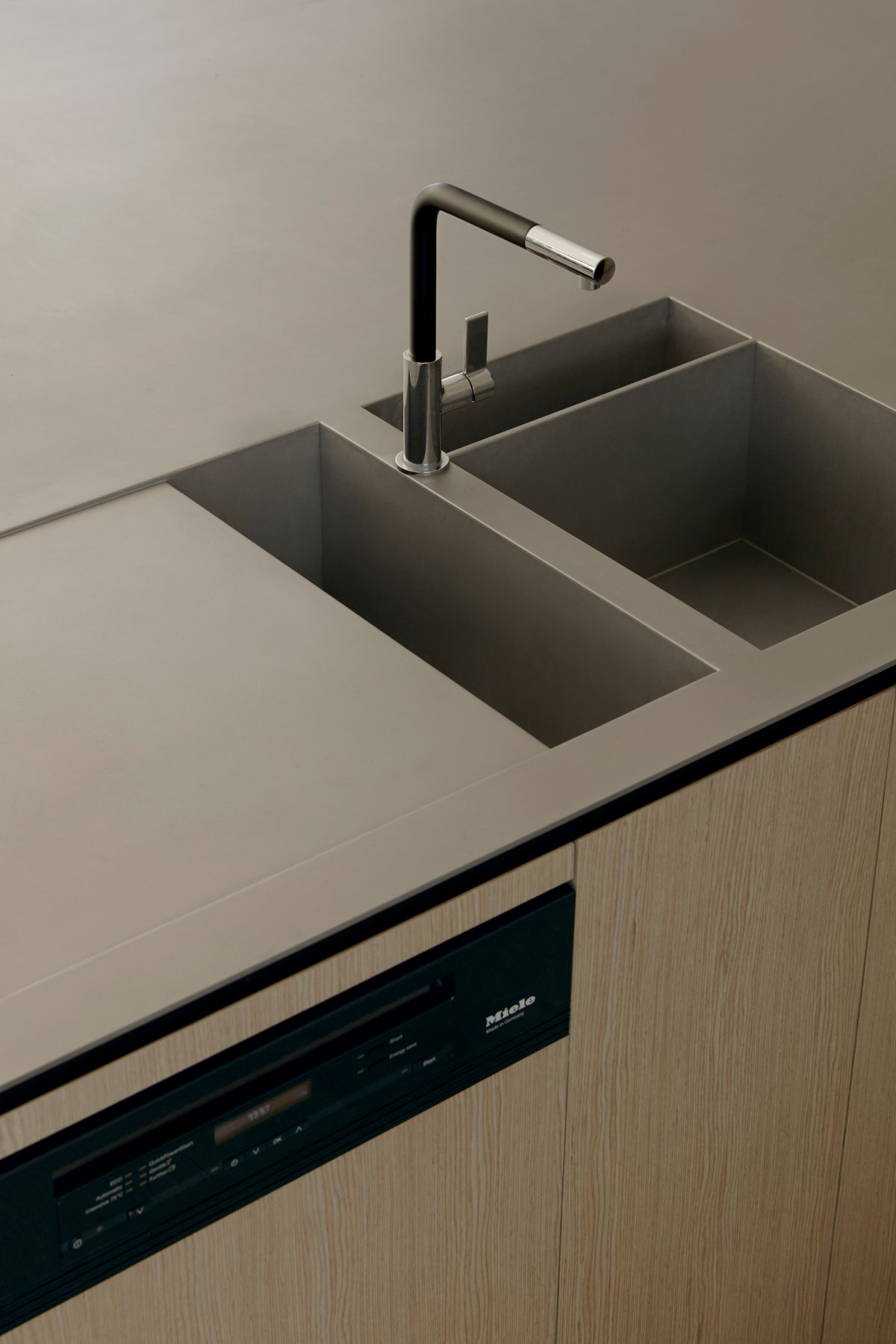 YINJISPACE - Architecture Architecture x The Summit House