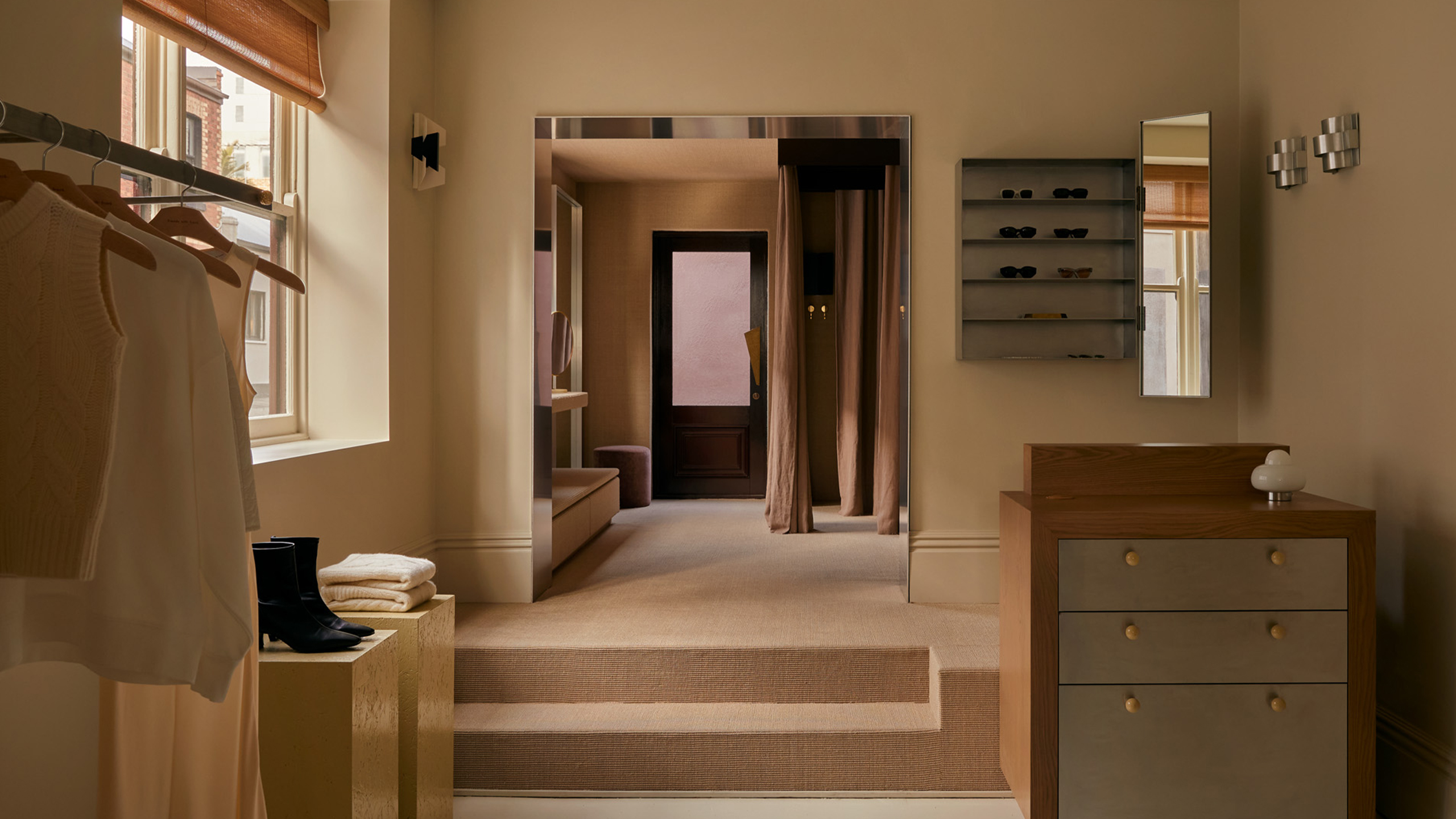 YINJISPACE - Georgina Jeffries