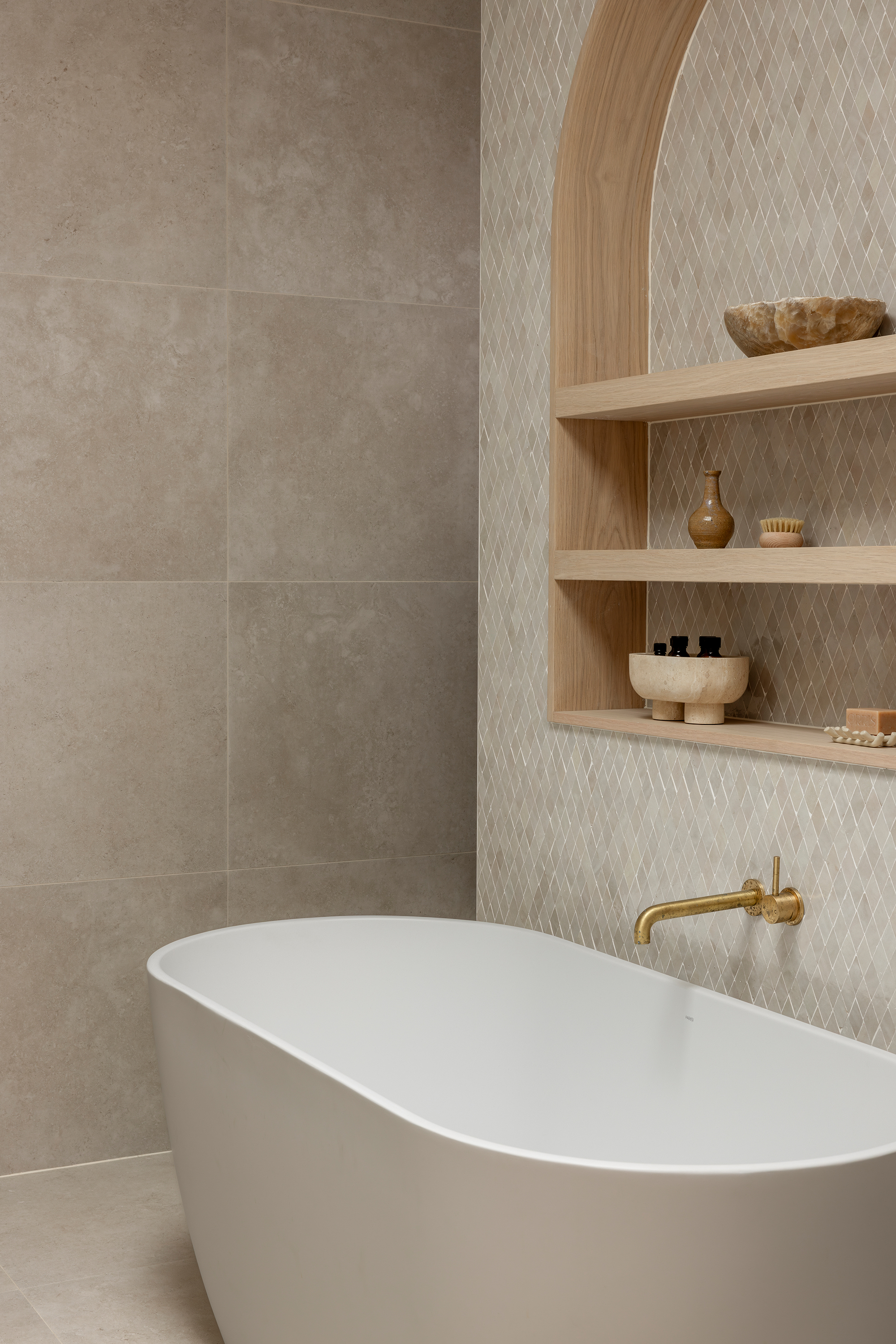 YINJISPACE - Kate Lawrence Interiors x The Coogee Cove