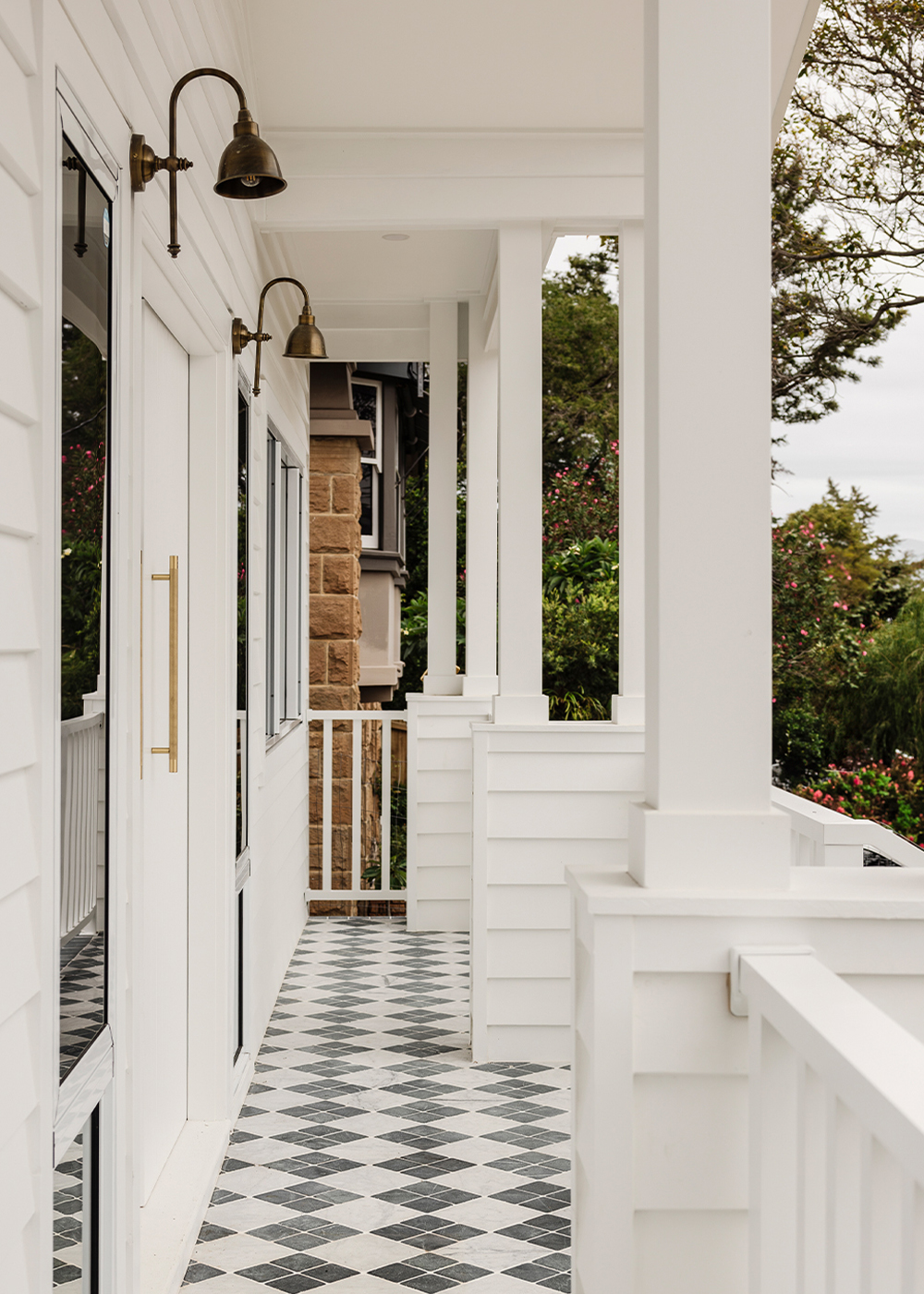 YINJISPACE - Kate Lawrence Interiors x The Coogee Cove