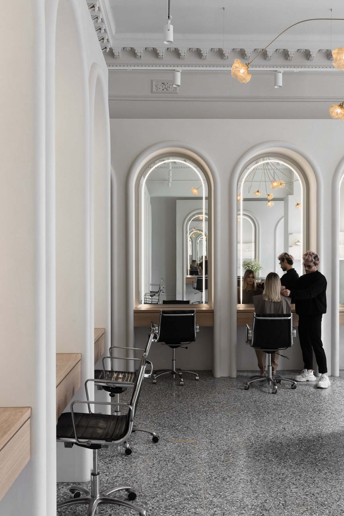 YinjiSpace - Kennon x Scandizzo Salon