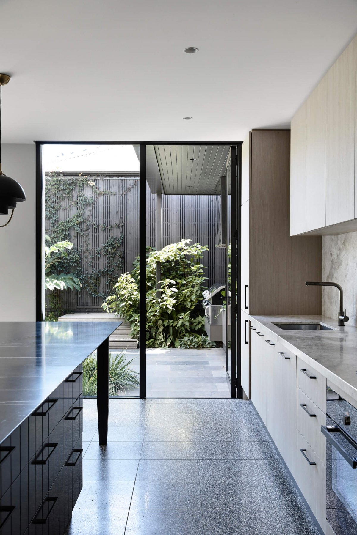 YinjiSpace - Molecule Studio x Winton House