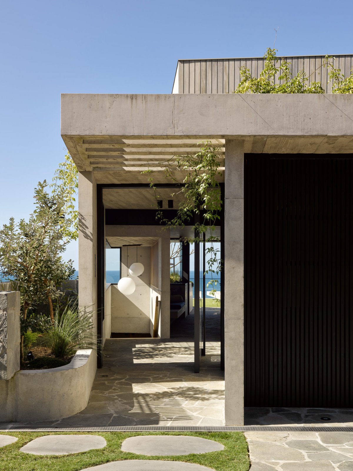 YINJISPACE - Shaun Lockyer Architects x Arakoon Villa