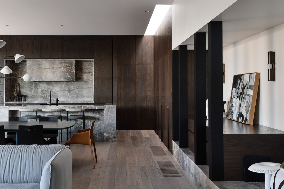 YinjiSpace - Simone Haag x Jennings