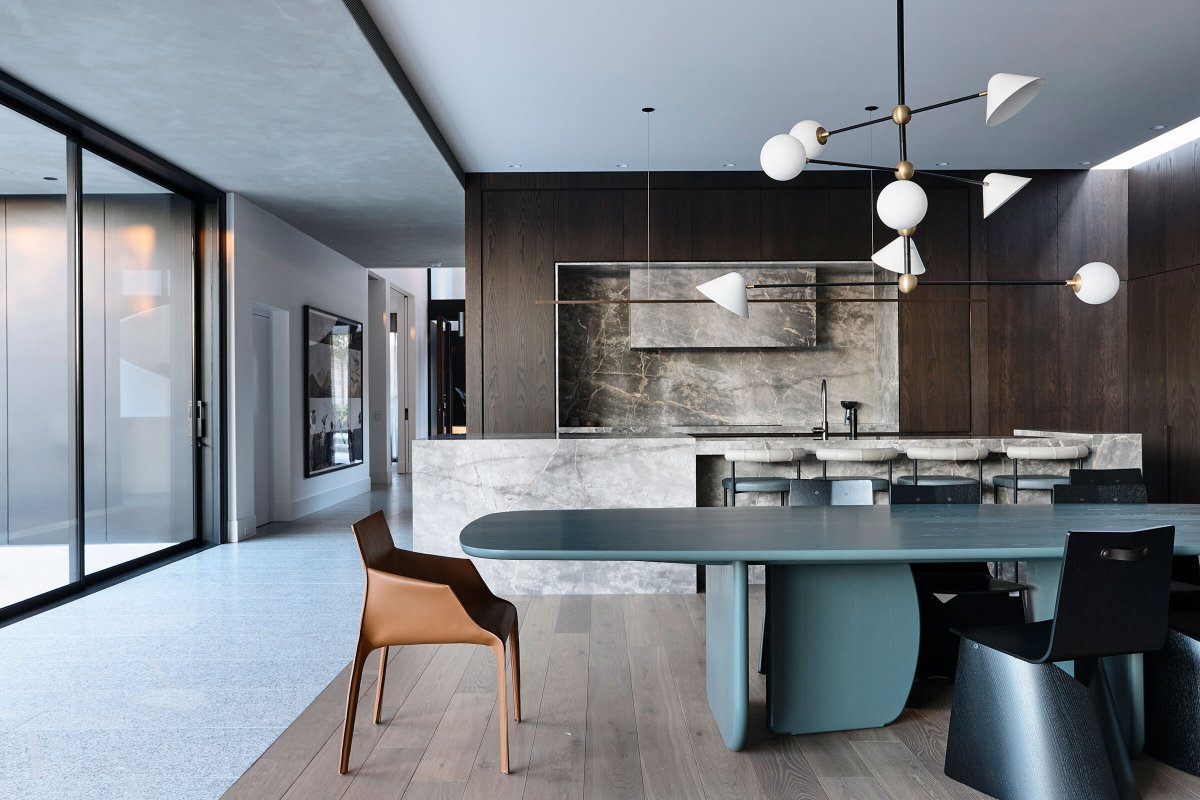 YinjiSpace - Simone Haag x Jennings