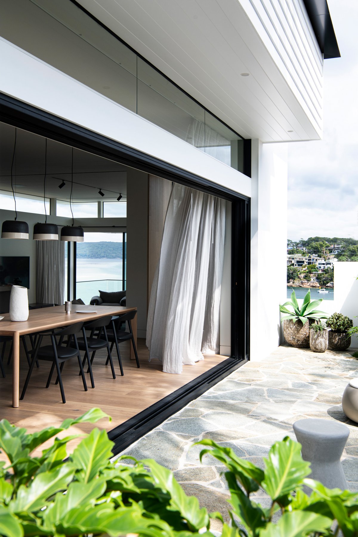 YINJISPACE - Studio Aem x Inside Outside House