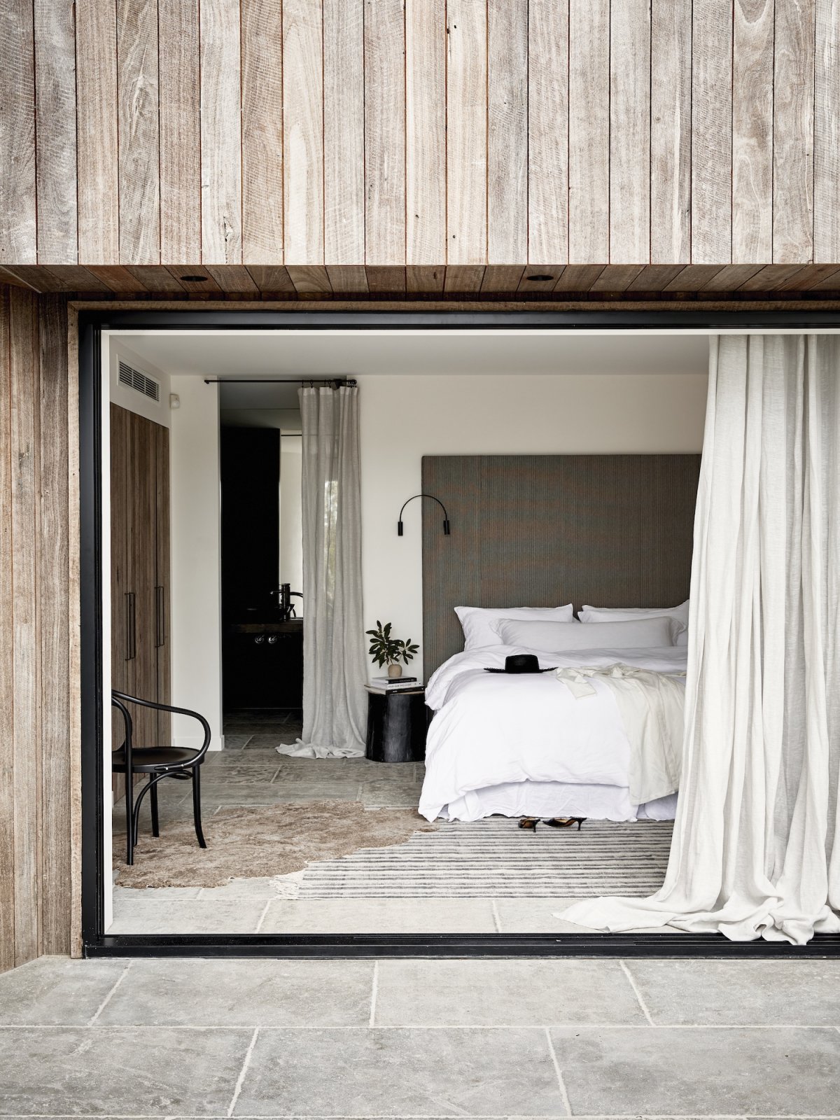 YinjiSpace - Taliah Lowry x The Cabin