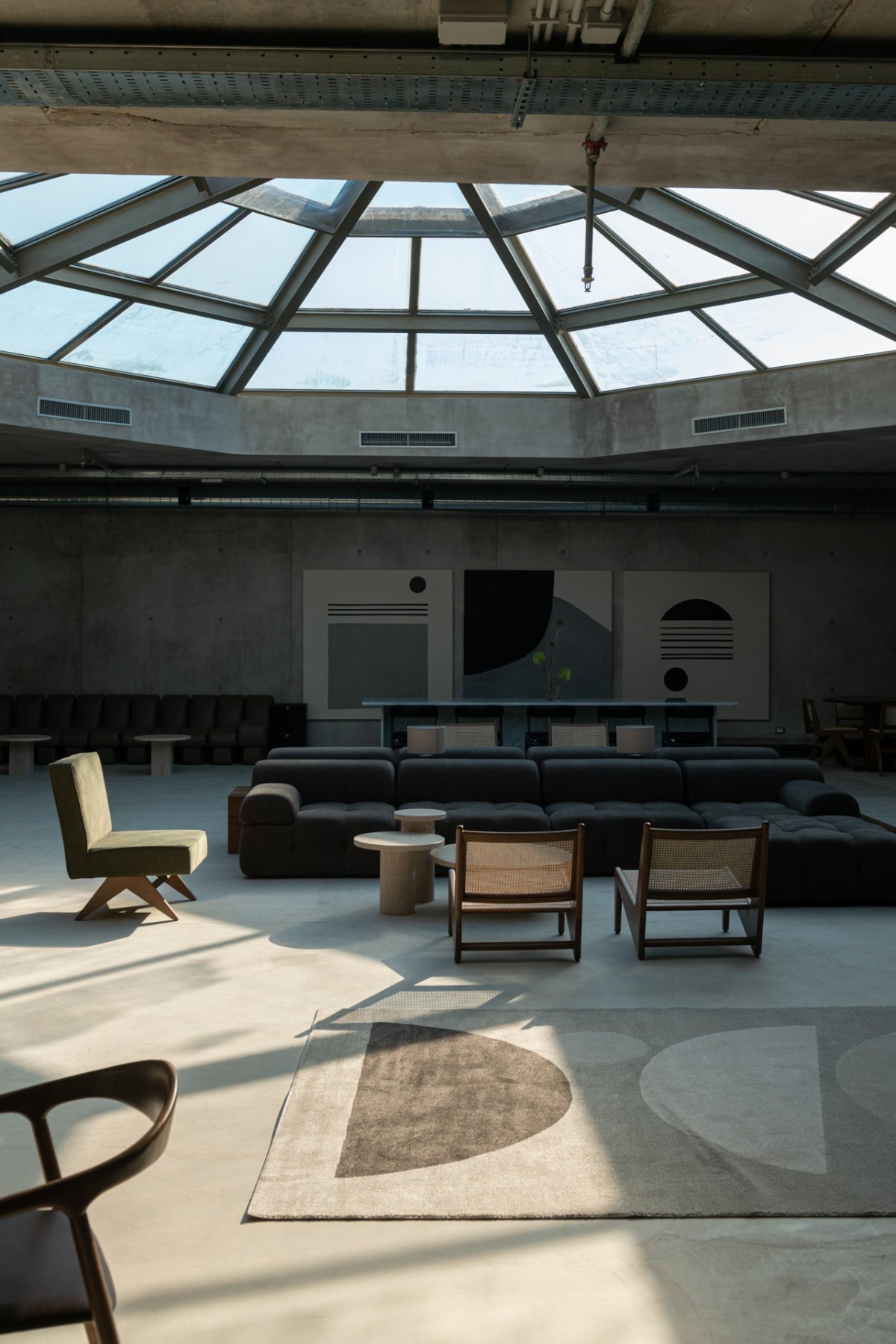 YINJISPACE - Simone Menasse x Naos