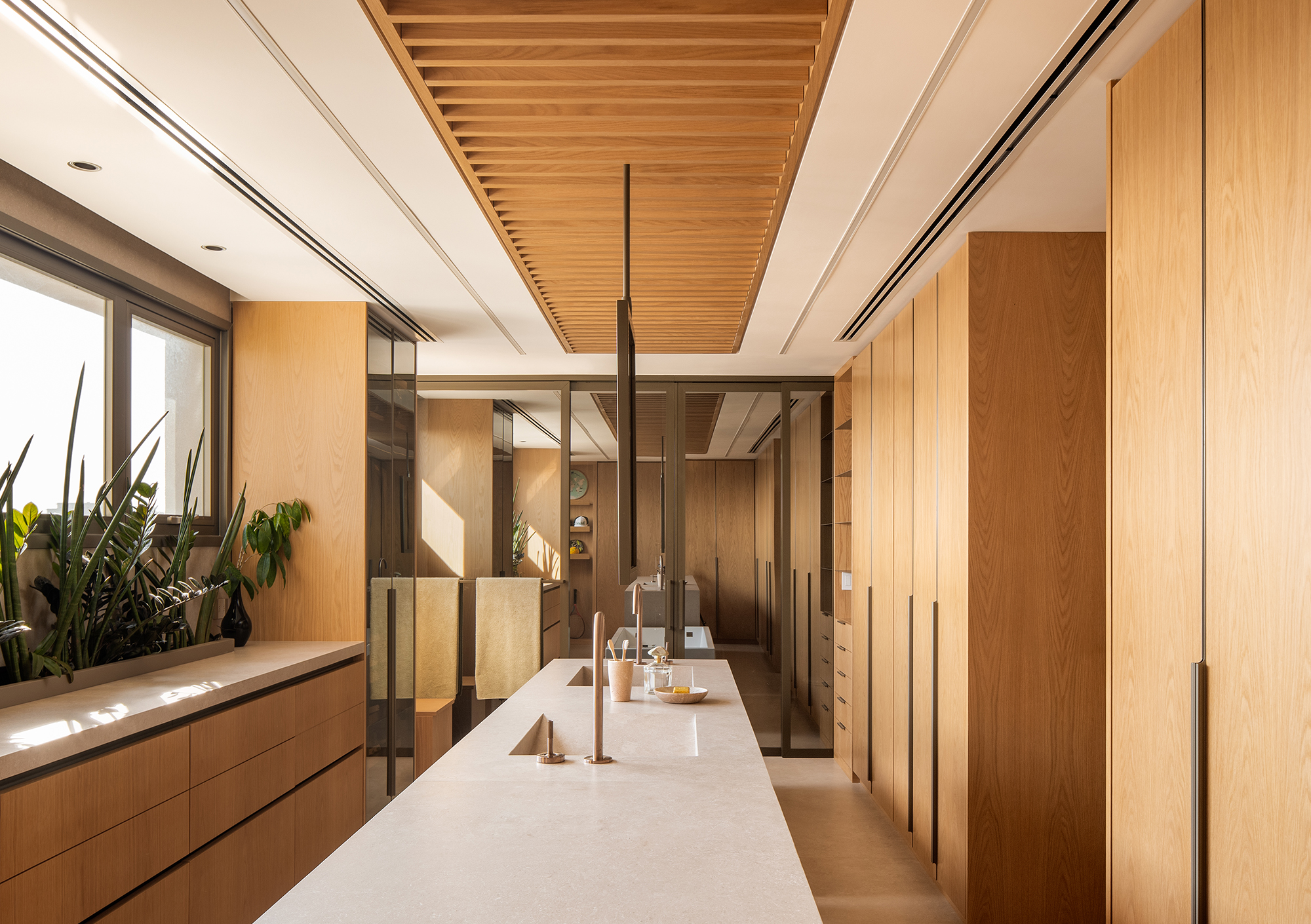 YINJISPACE - André Luque Arquitetura x Heritage Apartment