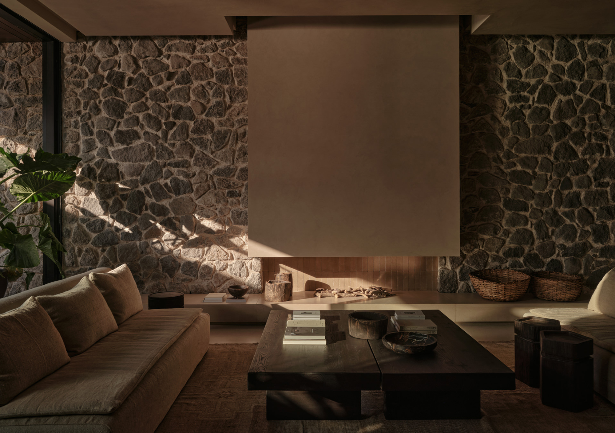 YINJISPACE - Georg Roske x The Eye Behind Georg Roske