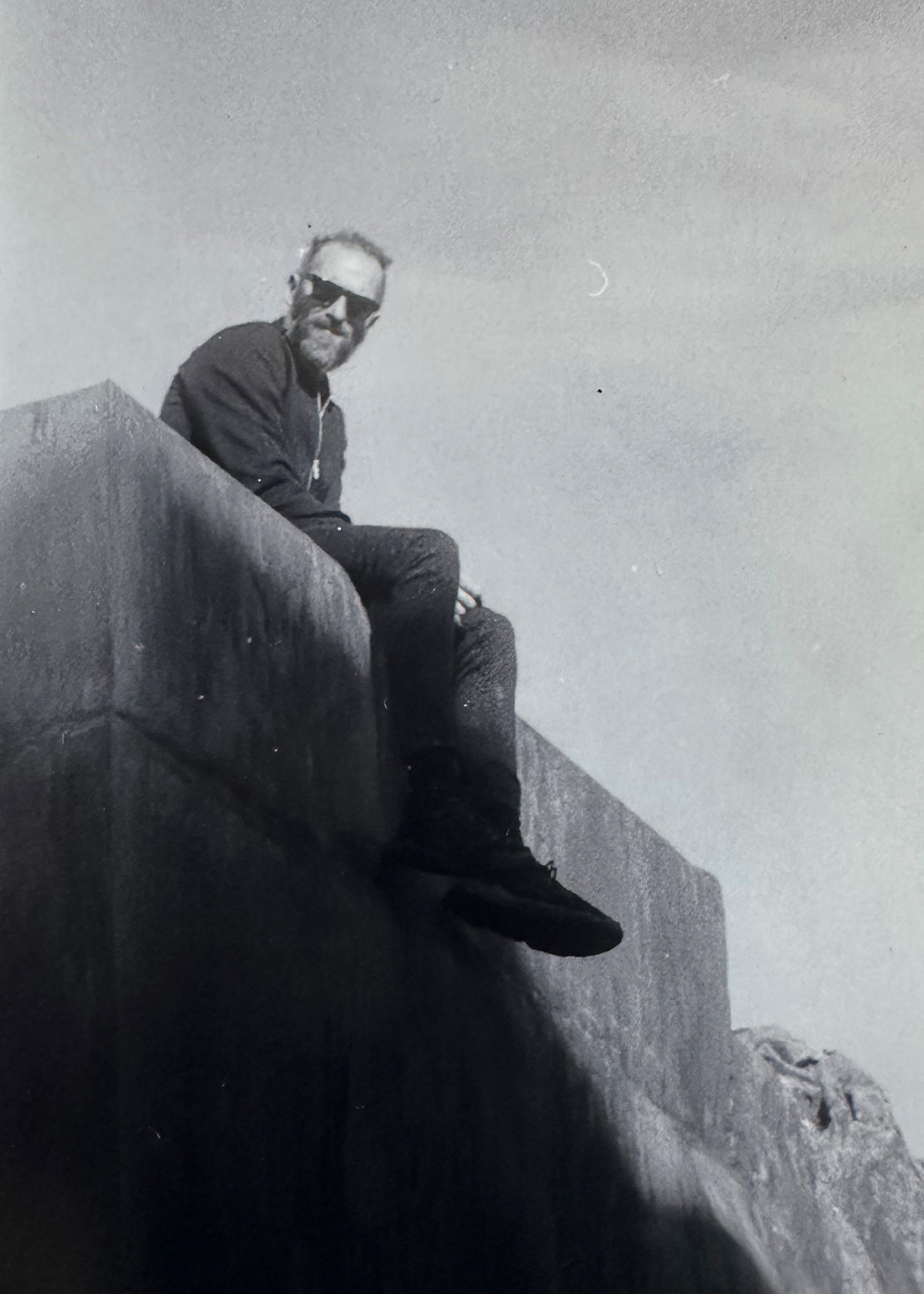 YINJISPACE - Marius Ritiu