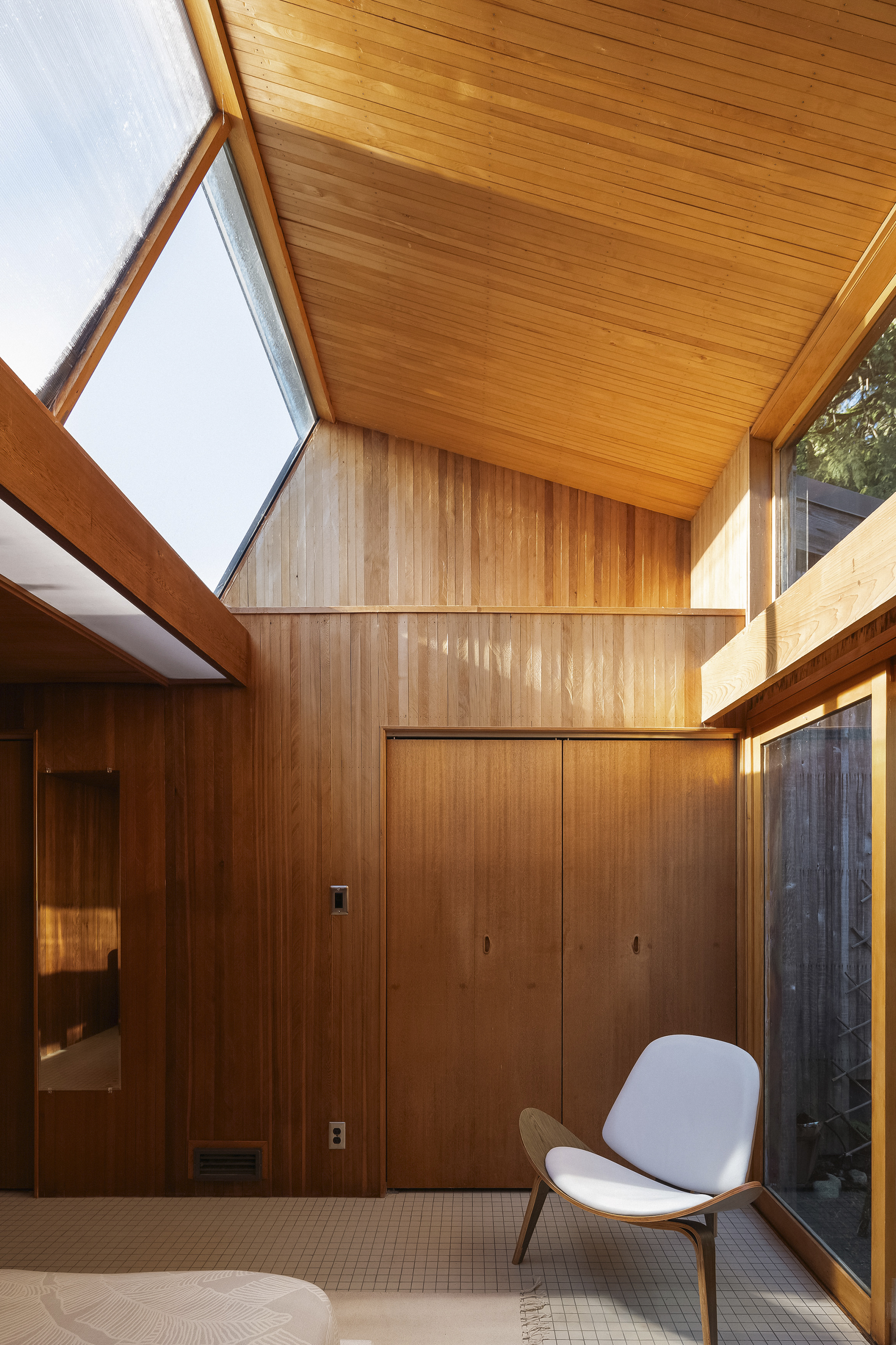 YINJISPACE - Arthur Erickson x The Perry Estate