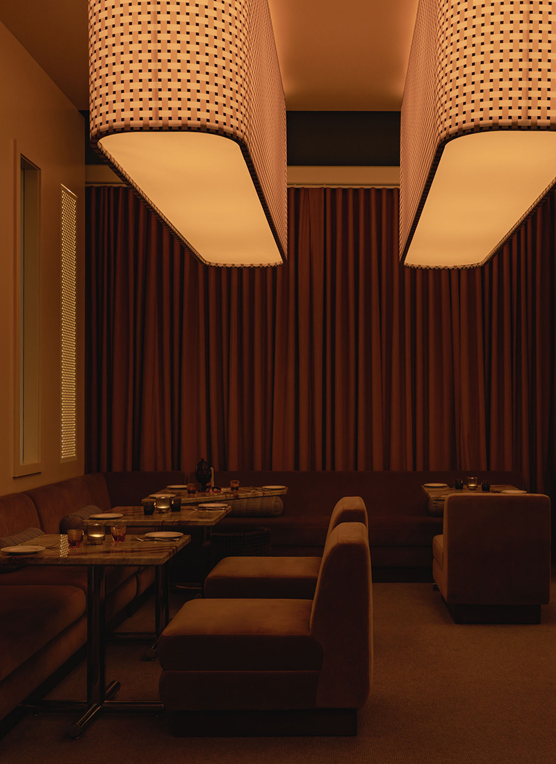 YINJISPACE - Ste Marie Studio x Mimi, Olia & Va!