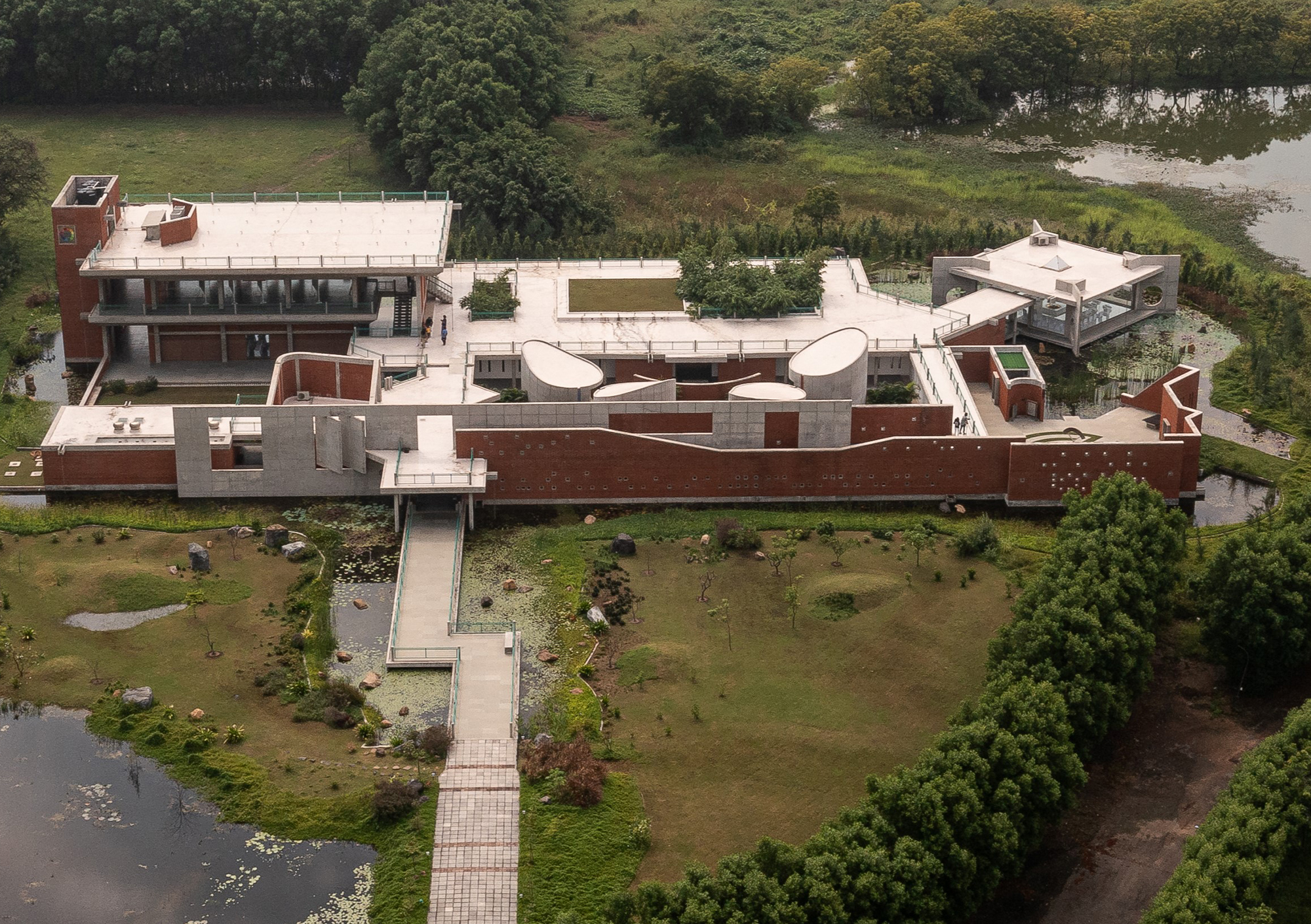 YINJISPACE - Studio Naqshbandi x Sri Aurobindo Integral Life Centre