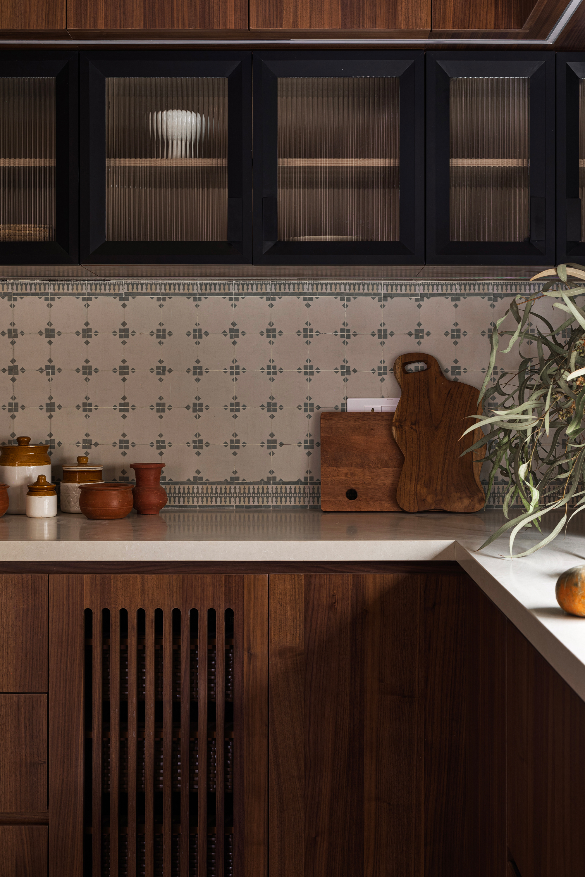 YINJISPACE - The Furr Studio x Oku