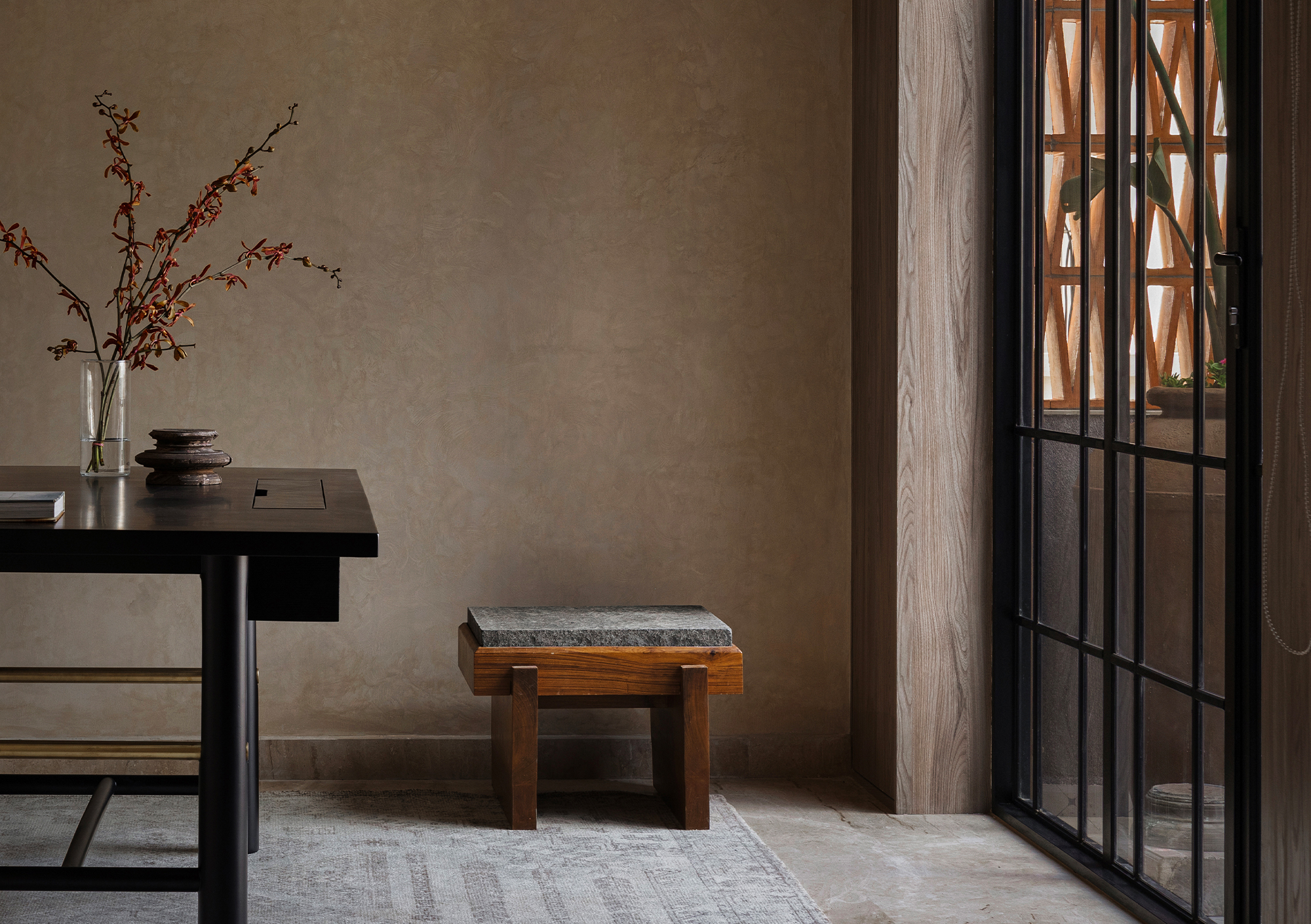 YINJISPACE - The Furr Studio x Oku