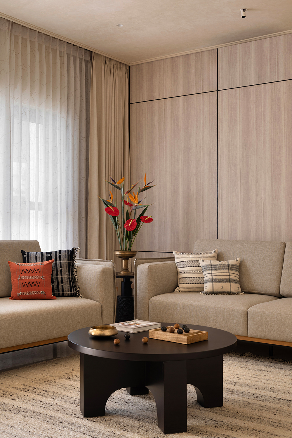 YINJISPACE - The Furr Studio x Oku