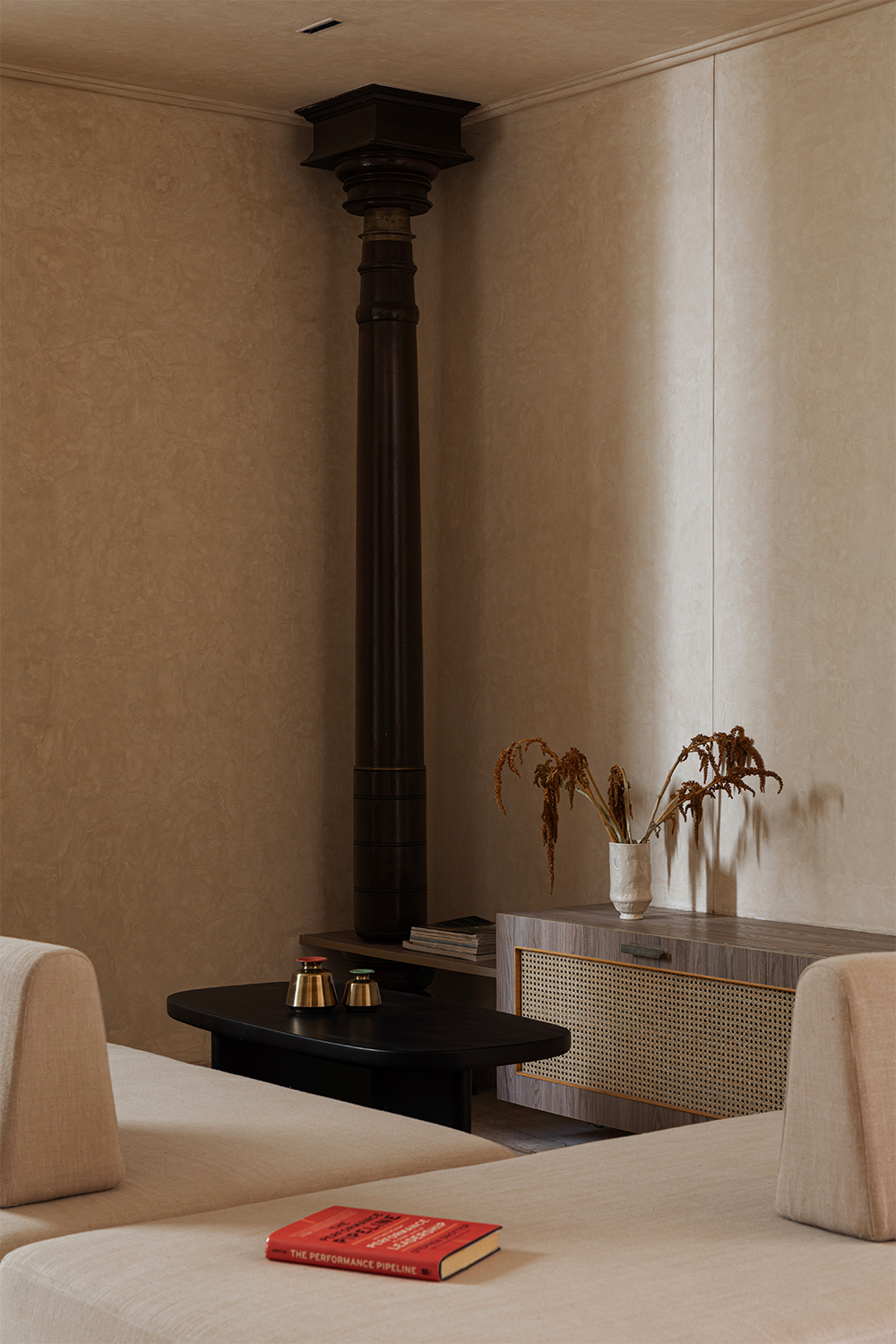 YINJISPACE - The Furr Studio x Oku