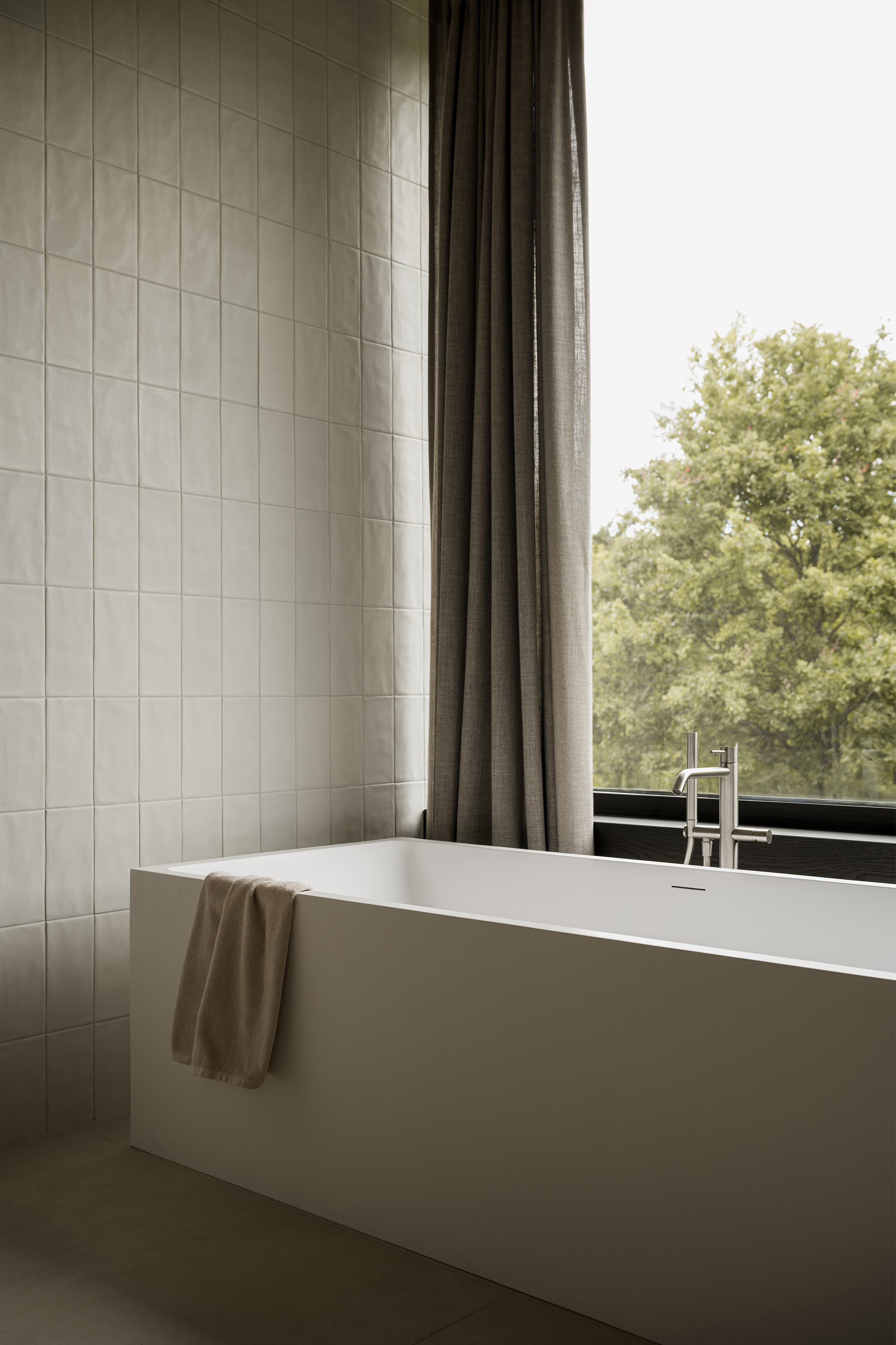 YINJISPACE - Oskar Firek Architects x DKR House