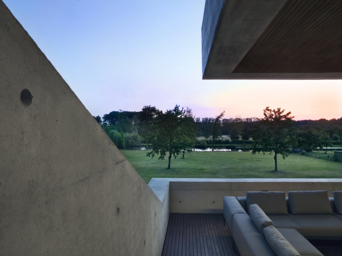 YinjiSpace - Dreessen Willemse x Villa 22