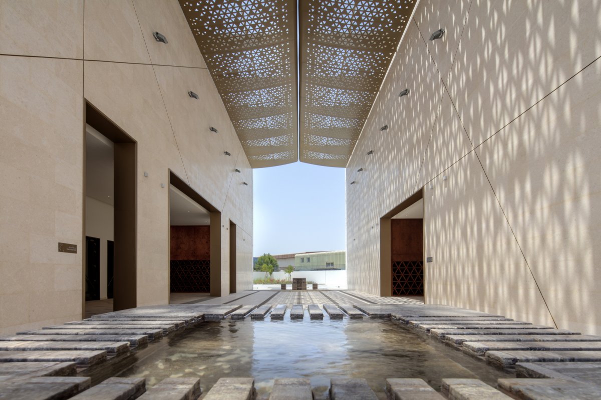 YinjiSpace - Dabbagh Architects x Mosque of Mohamed