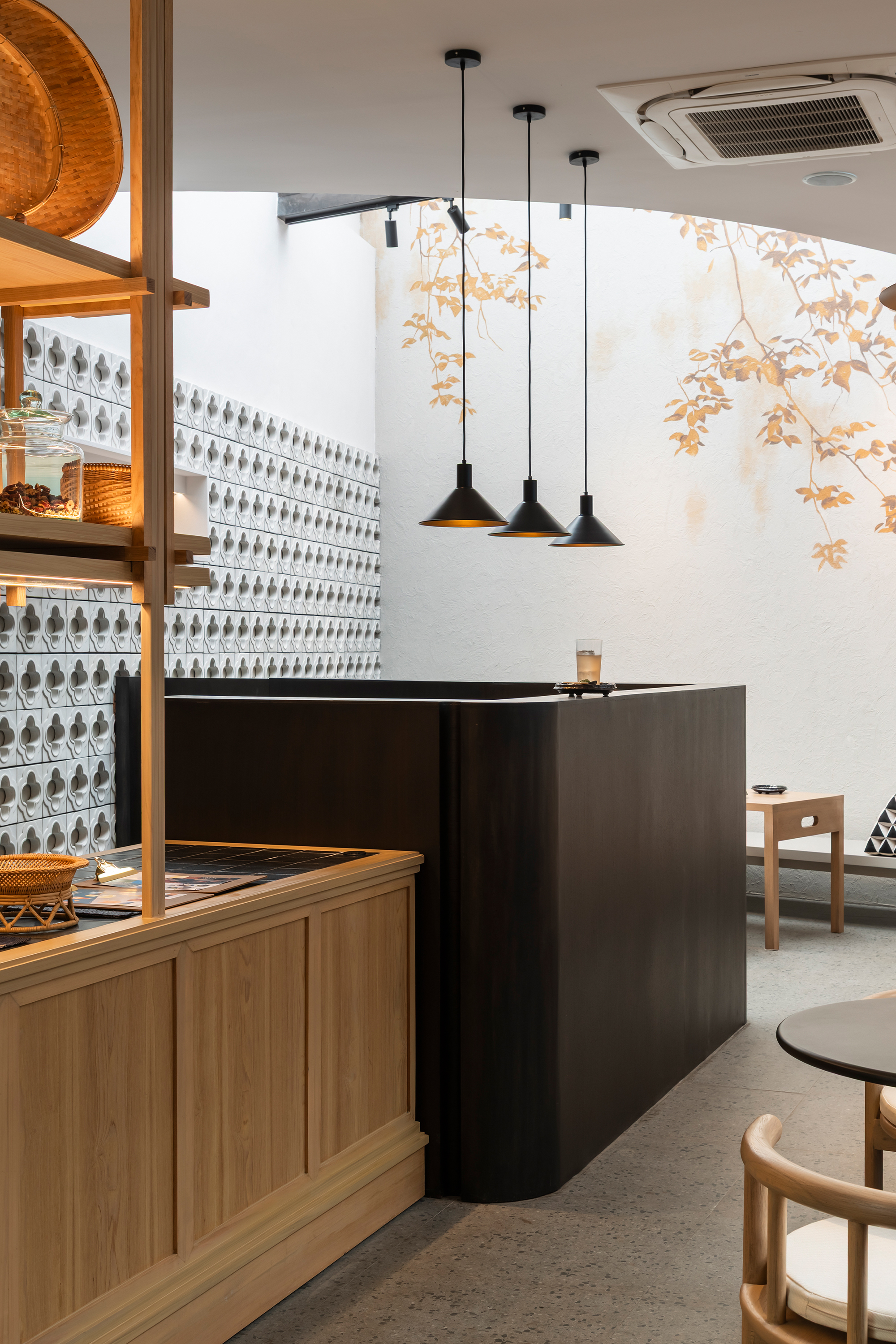 YINJISPACE - Sixseven Studio x Klai