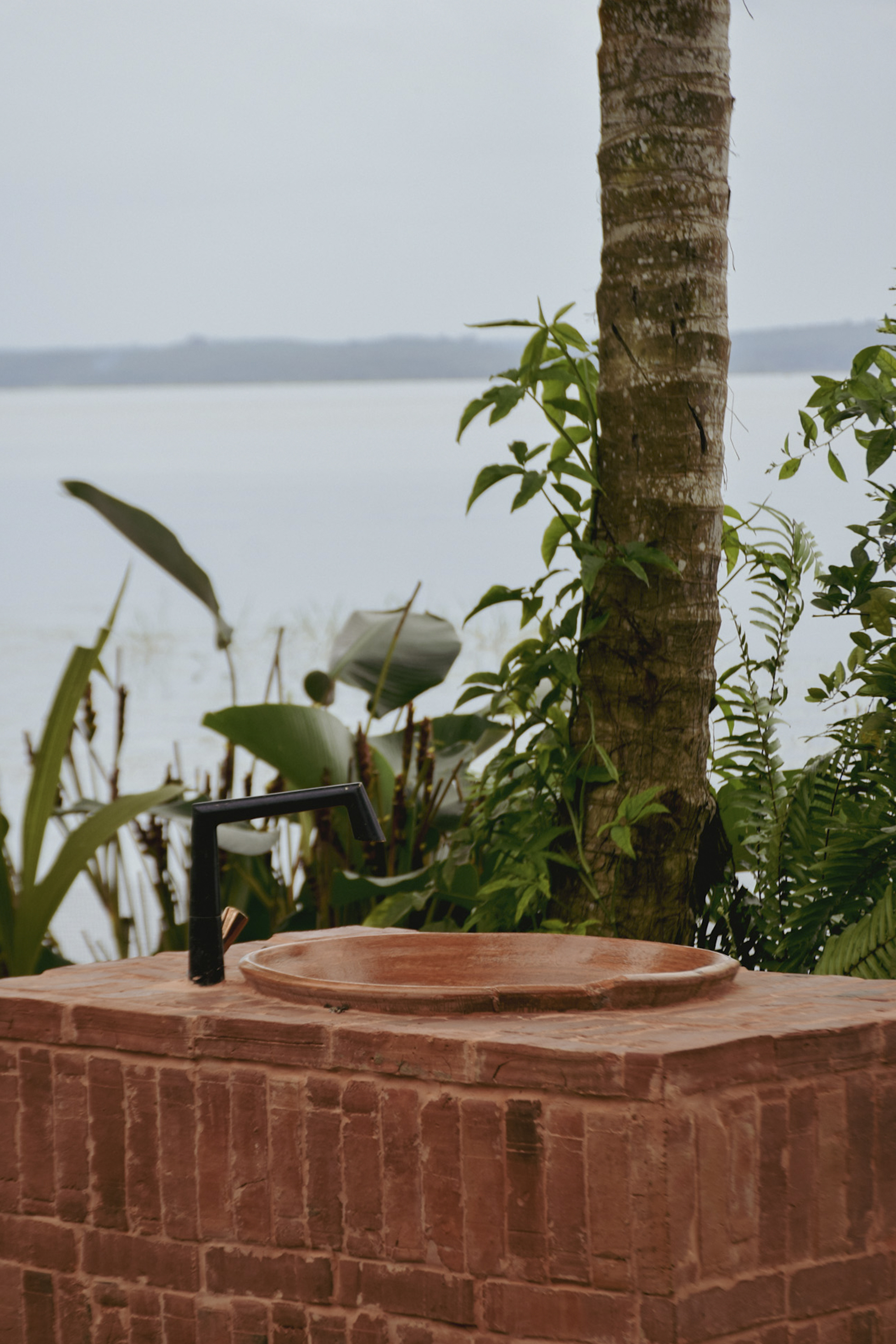 YINJISPACE - Laboratoire Moyesoa x Pavillon Essoa