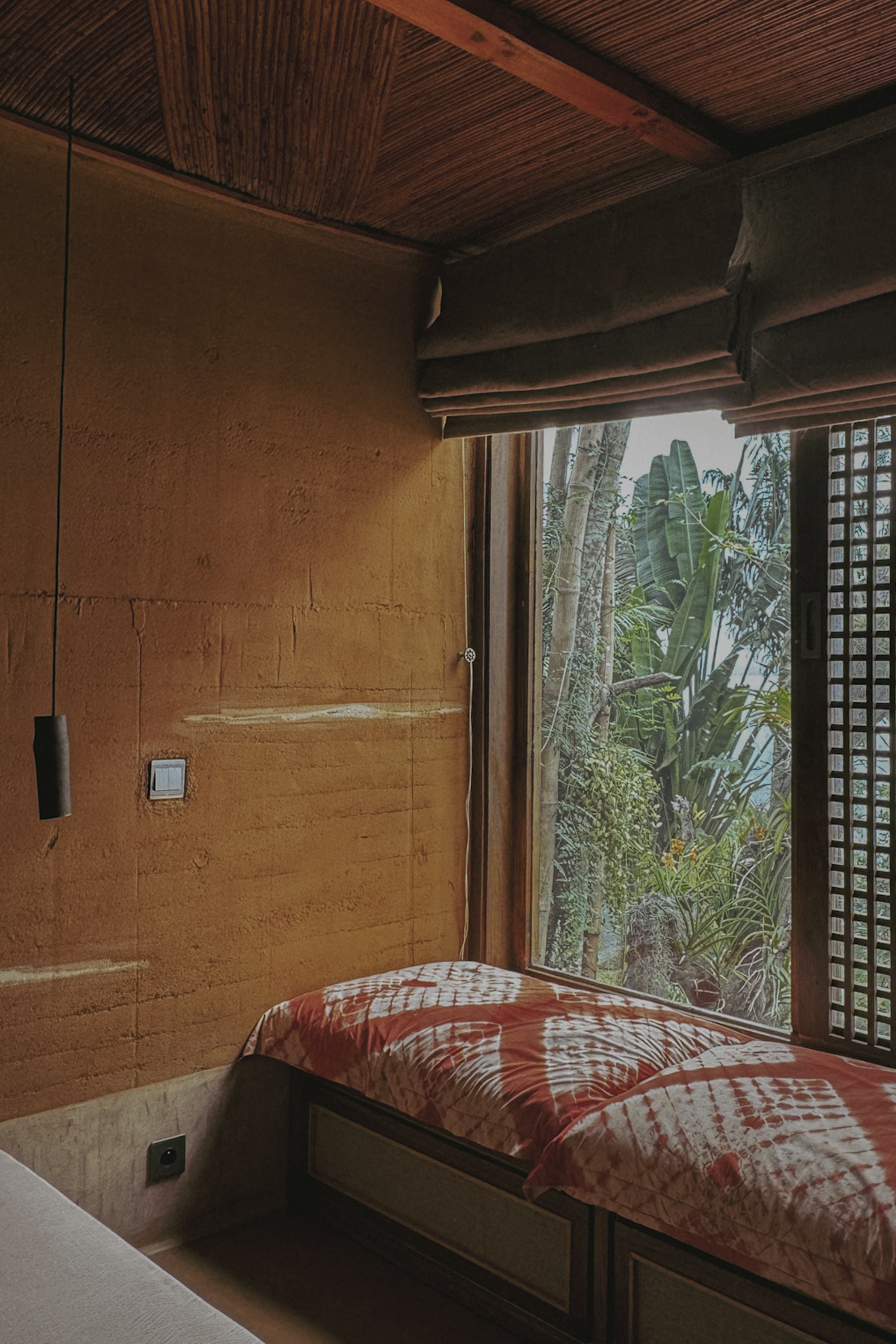 YINJISPACE - Laboratoire Moyesoa x Pavillon Essoa