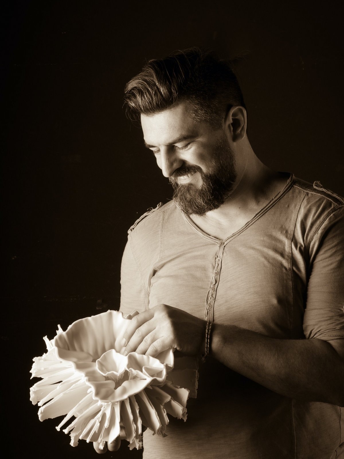 YinjiSpace - Hungarian artist x Zsolt Jozsef Simon